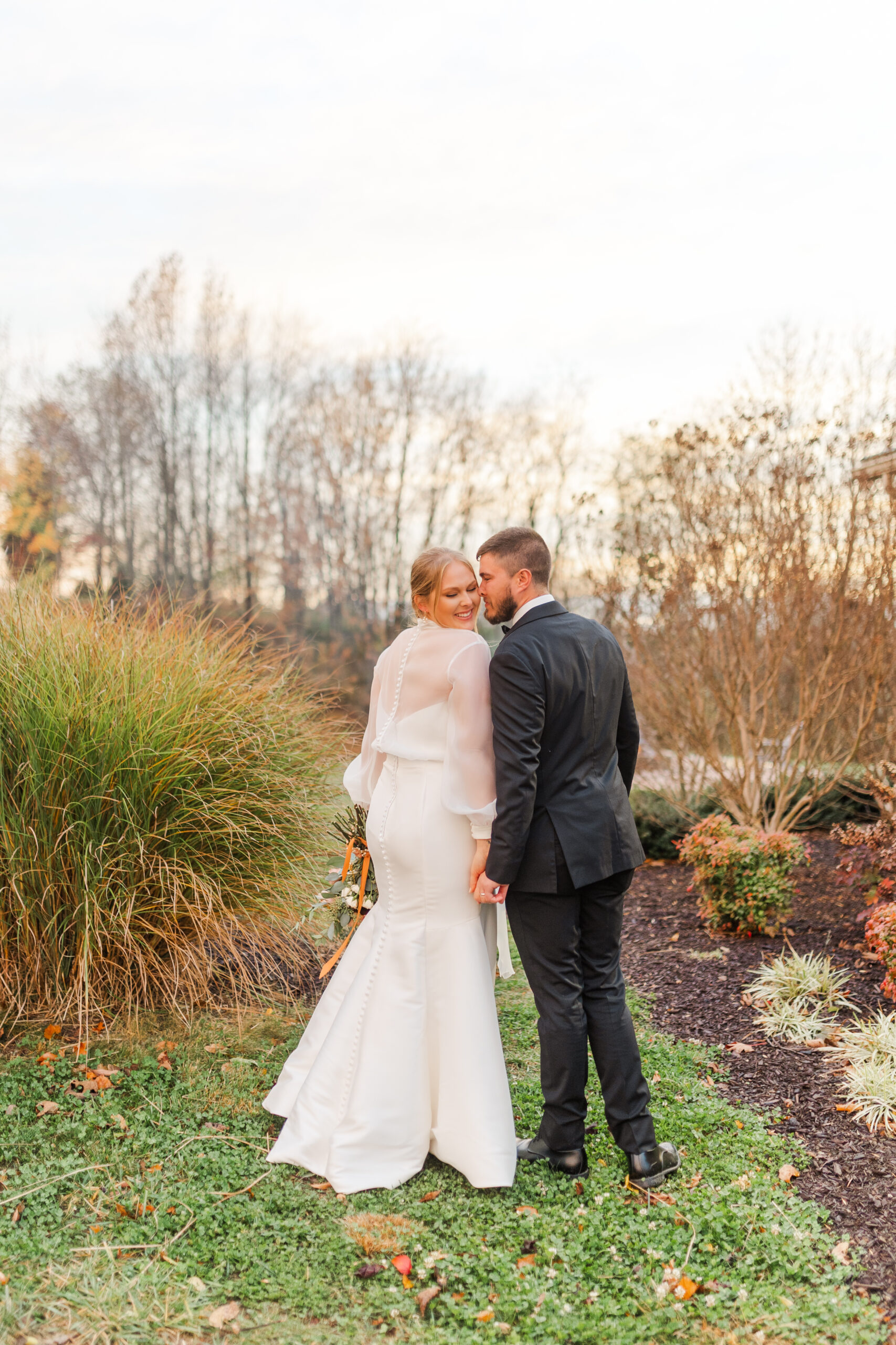 Clarie + Kane // Luxe Fall Wedding at The Corner House - Rockport, IN ...