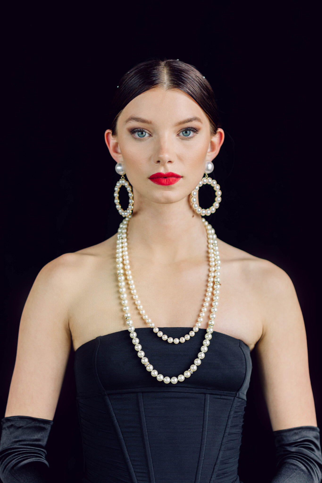 Stepping into Hollywood Glam: A Stylish Editorial at Hotel Washington ...